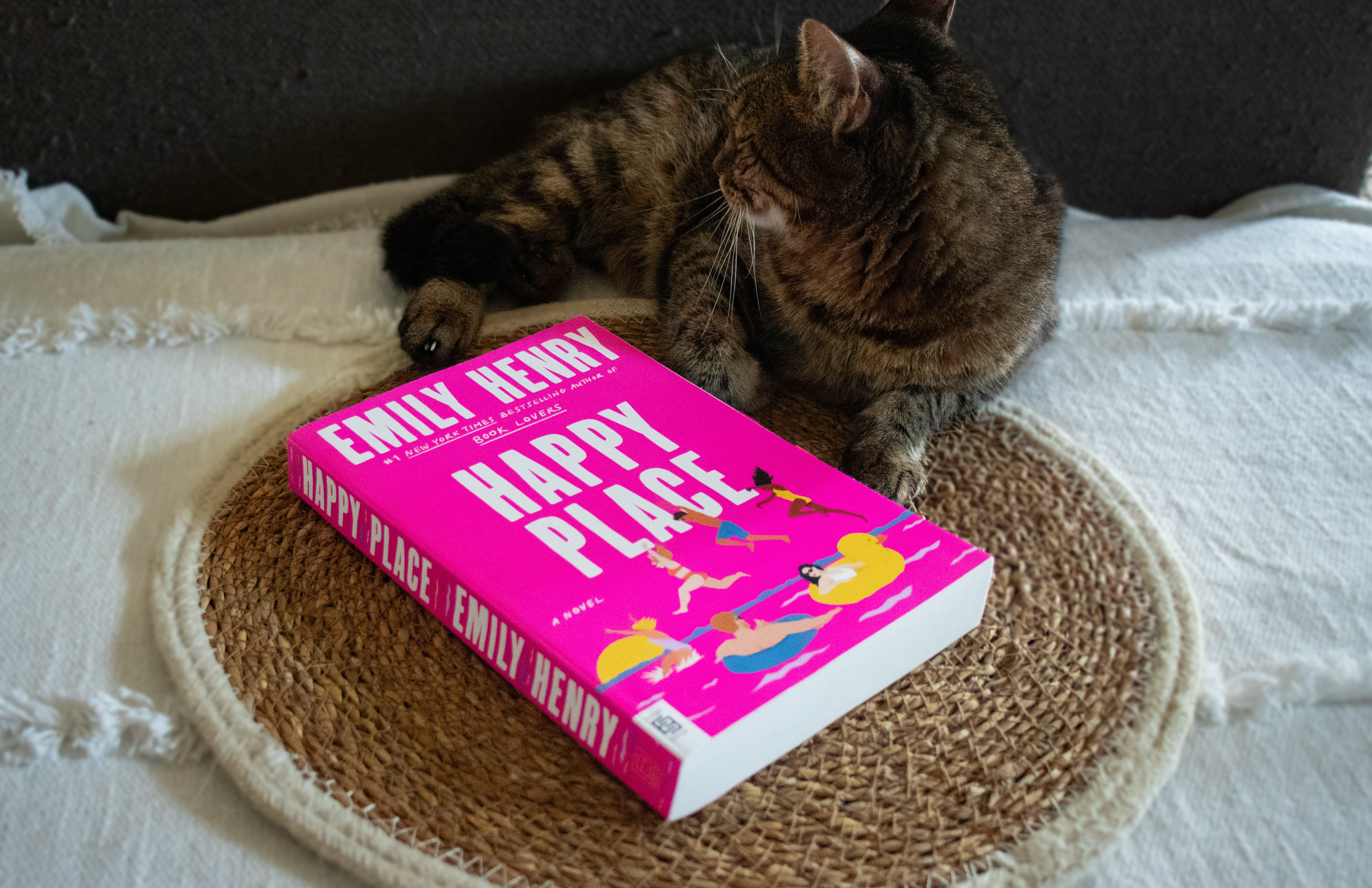 HAPPY PLACE – Emily Henry – Knjige su moj svijet